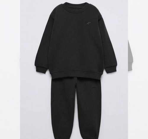 Новый спортивный костюм zara 104