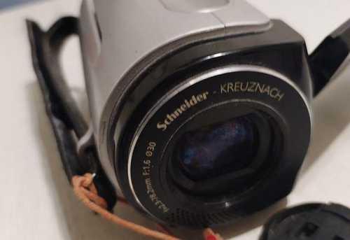 Видеокамера Samsung VP-MX10A