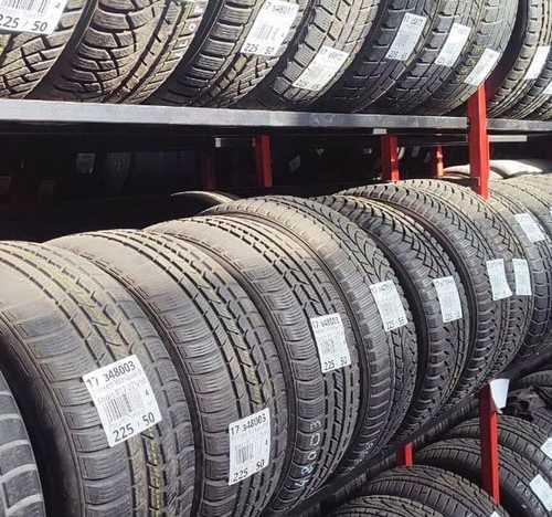 Triangle Sportex TSH11 215/40 R17 83M