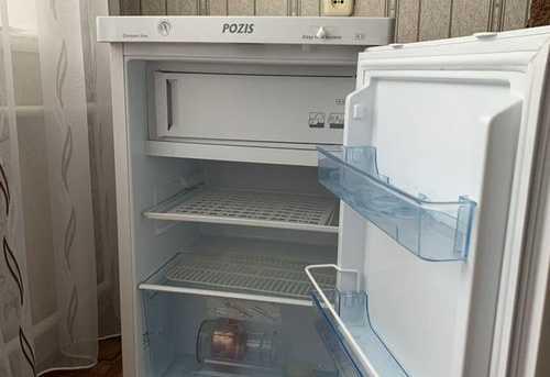 Холодильник бу маленький Pozis