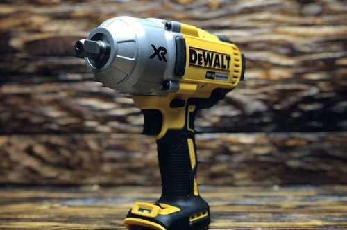 Импульсный гайковерт DeWalt DCF899