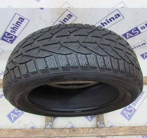 Tigar Winter 215/55 R17 89H