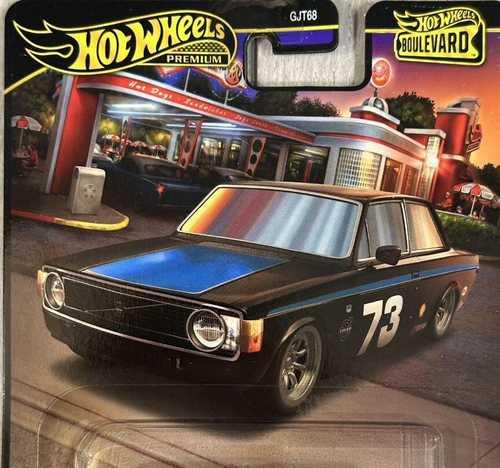 Hot wheels premium boulevard ‘73 volvo 142 GL