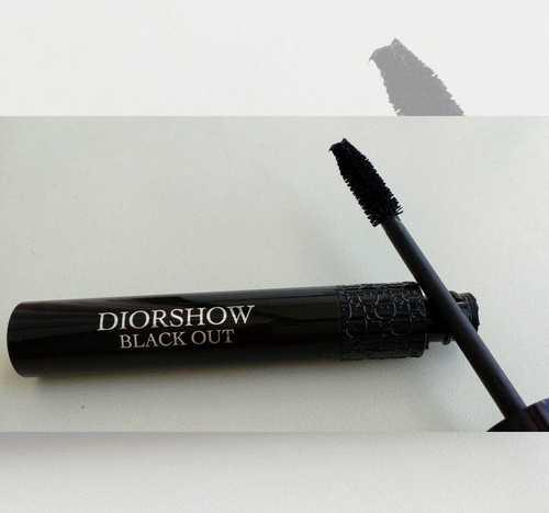 Diorshow Black Out Объемная тушь для ресниц099