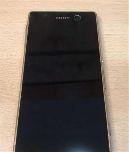 Телефон Sony Xperia M5 Dual E5633