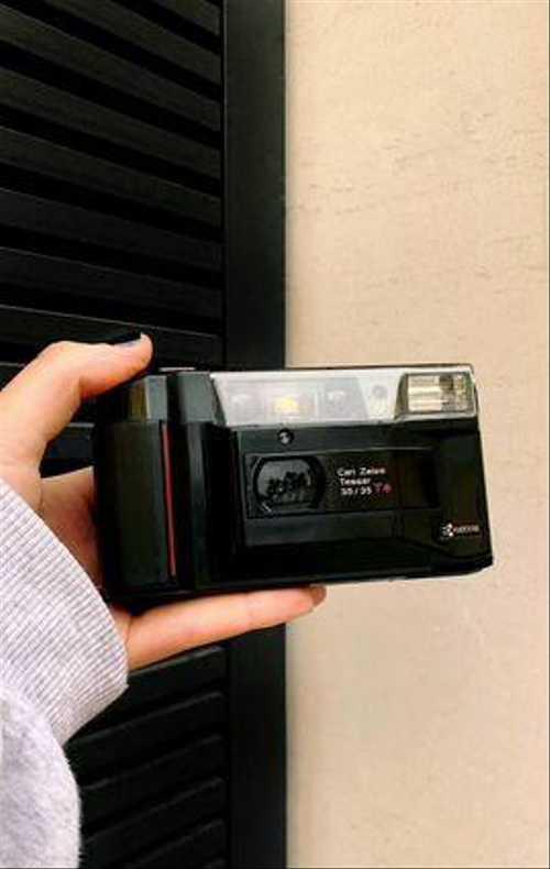 Yashica t2