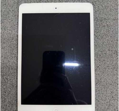 Планшет apple iPad mini 2 16 GB Silver