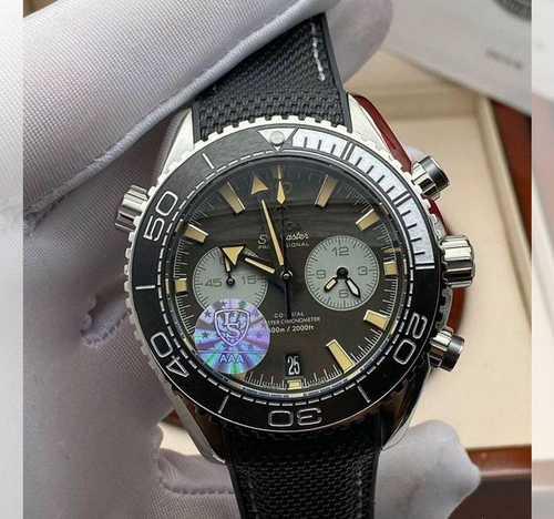 Omega Seamaster Мужские часы кварцевые