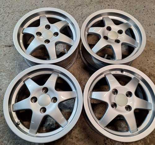 Литые диски RW Wheels R14 4x100 комплект