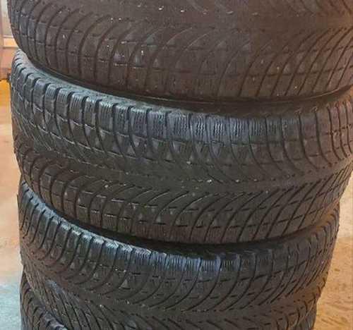 Michelin Latitude Alpin 235/55 R18