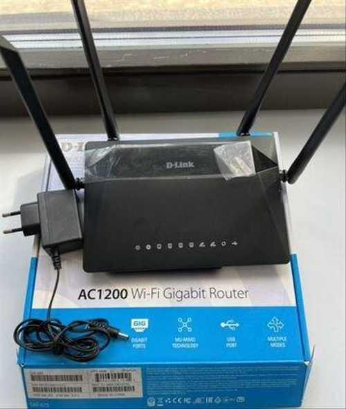 Роутер Dlink Dir 825 R2