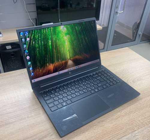 Новый ноутбук f  flaptop i fltp-5i3-16512-w