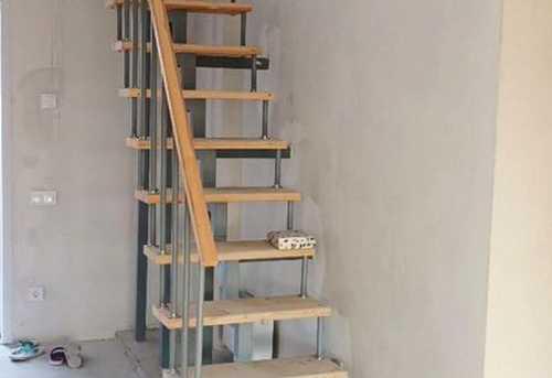 Лестница на металлокаркасе