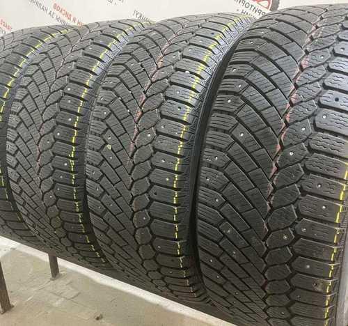 Continental ContiIceContact 4x4 235/55 R17 103M