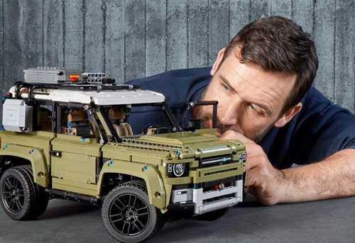 Lego Technic 42110 Land Rover Defender