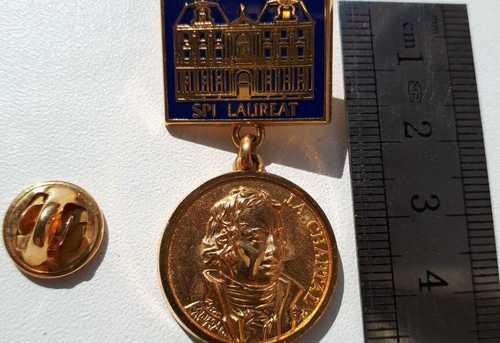 Значок/награда/медаль Жанна Антуана.Монеты Шапталя