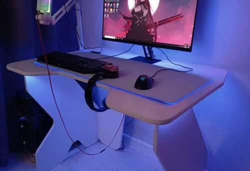 Компьютерный стол геймерский 100х73см