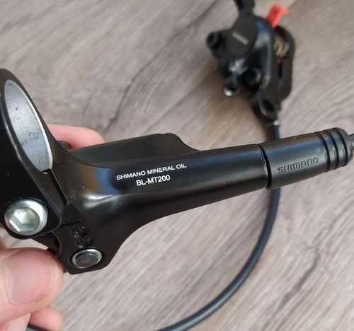 Новый тормоз MT 200 shimano