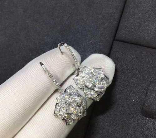 Piaget Rose серьги с бриллиантами 2,99 ct