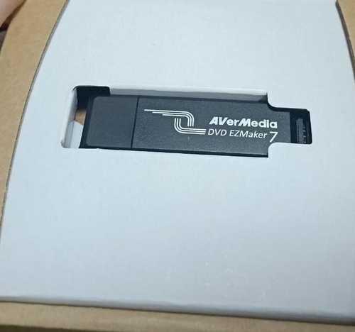 Карта видеозахвата AVerMedia DVD EZMaker 7