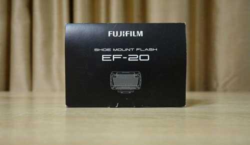 Fujifilm EF-20 TTL вспышка