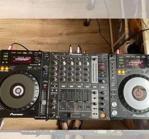 Комплект Pioneer: CDJ-850 x2 / DJM-700