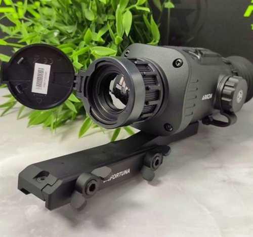 Тепловизор для охоты Arkon Arma SR 73