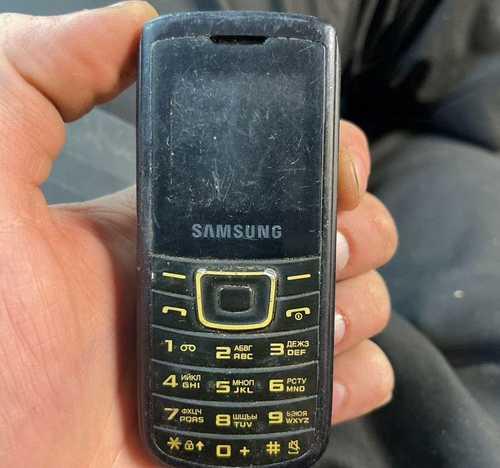 Samsung E1100