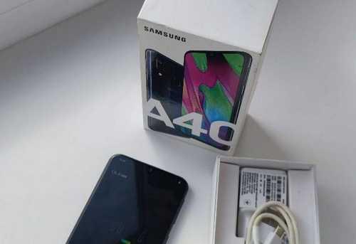 Samsung Galaxy A40, 4/64 ГБ