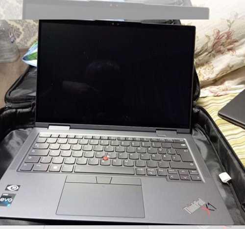 Lenovo ThinkPad X1 Yoga G7