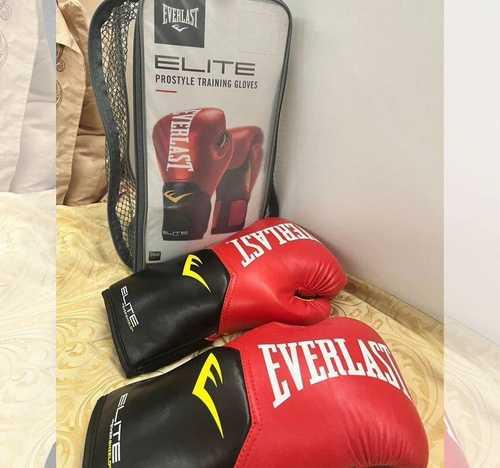 Боксерские перчатки 12 oz everlast