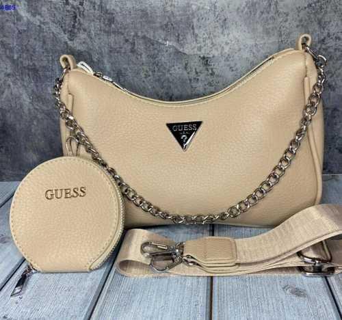 Женская сумка Guess багет бежевая