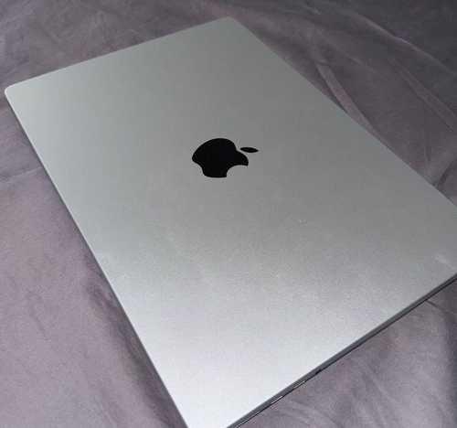 Apple macbook pro 14 m2 pro