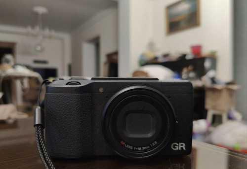 Компактный фотоаппарат Ricoh GR II