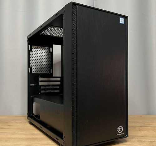 Корпус Thermaltake Versa H17 черный