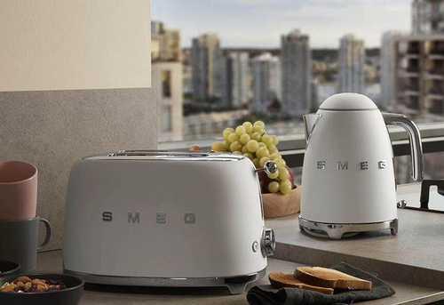 Чайник Smeg KLF03whmeu