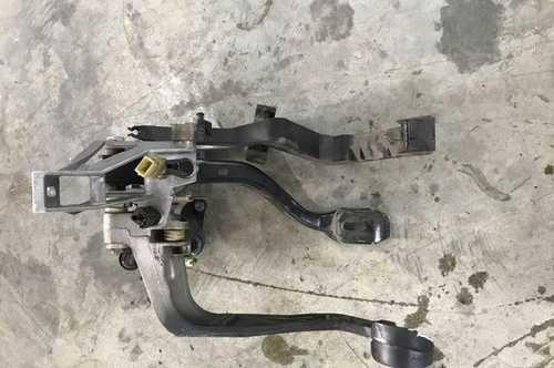 Педальный узел Audi A4 B5 ADR 1.8 1996