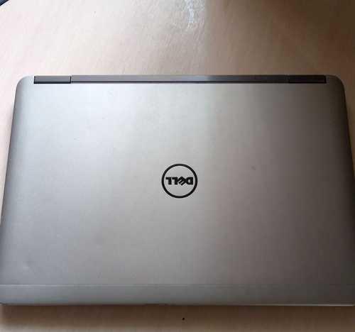 Dell latitude E7240