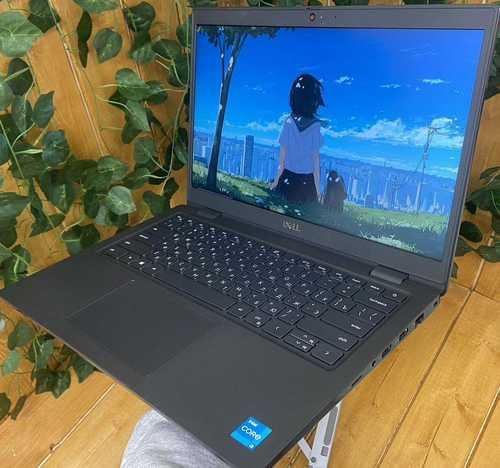 Мощный ультрабук Dell i3-11/8gb/SSD/FullHD IPS