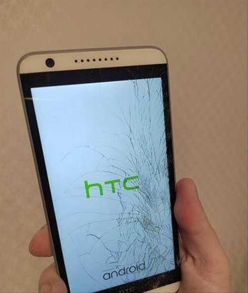 Телефон HTC Desire 820