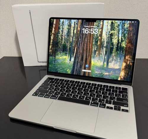 Macbook Air M3 8/256gb Silver АКБ 100%