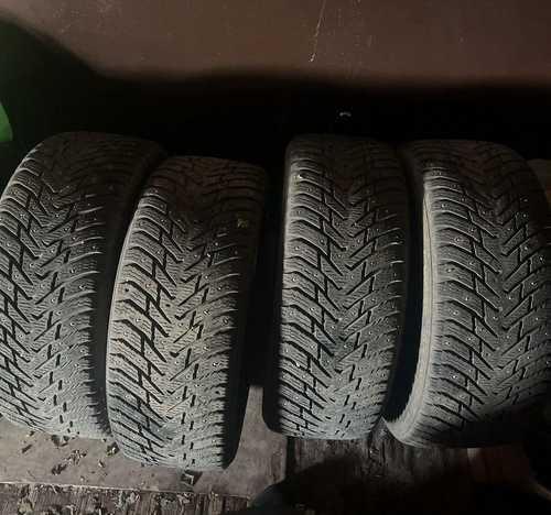 Nokian Tyres Hakkapeliitta 8 225/45 R19 96T