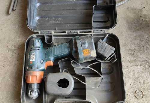 Шуруповерт black decker 12v