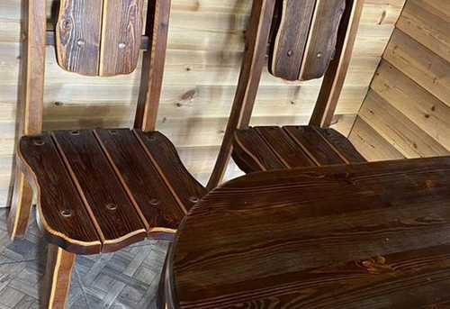 Стулья и стол из дерева для бани