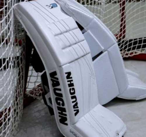 Щитки Вратаря Vaughn Velocity V9 INT