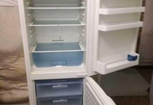 Холодильник, телевизор, стиралка и микроволновка