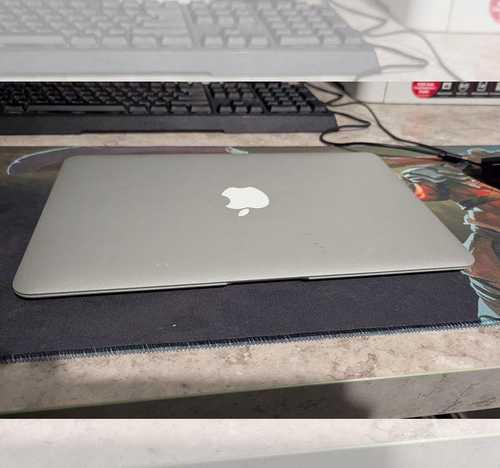 Apple macbook air 11 2011