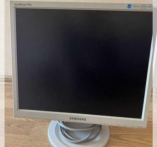 Монитор Samsung syncmaster 710n