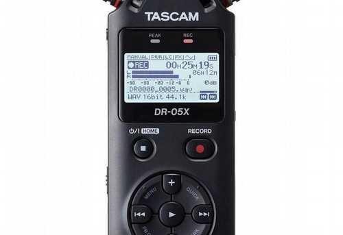 Рекордер Tascam DR-05x