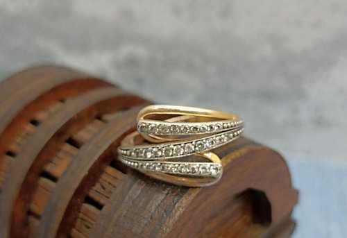Золотое кольцо 585 пробы, массой 3,36 грамма (18Р)